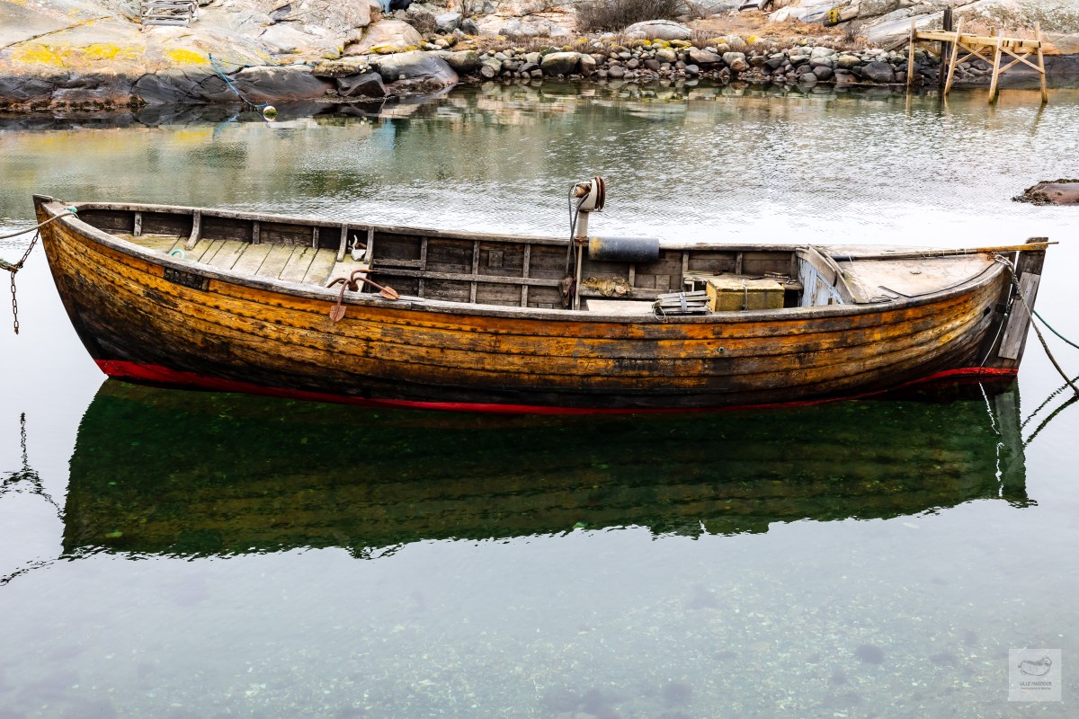 Leaking boat – UlleHaddock